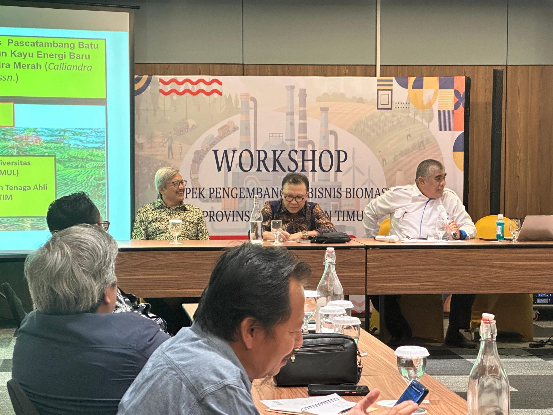 Dorong Transisi Energi Berkeadilan, Workshop Biomassa dan PLTS di ...
